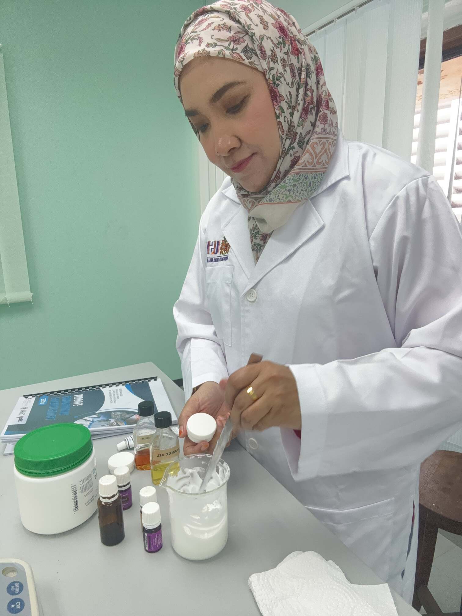 Pharmaceutical Compounding Workshop - MOS Nutraceutical Sdn Bhd